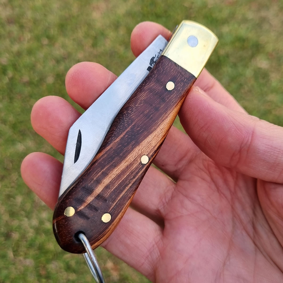 Canivete R3 clássico lâmina aço inox e cabo com talas jacarandá